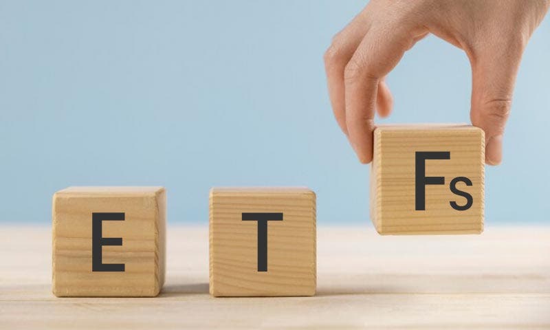 7 Best ETFs in India 2024 : Top picks for diversified investments